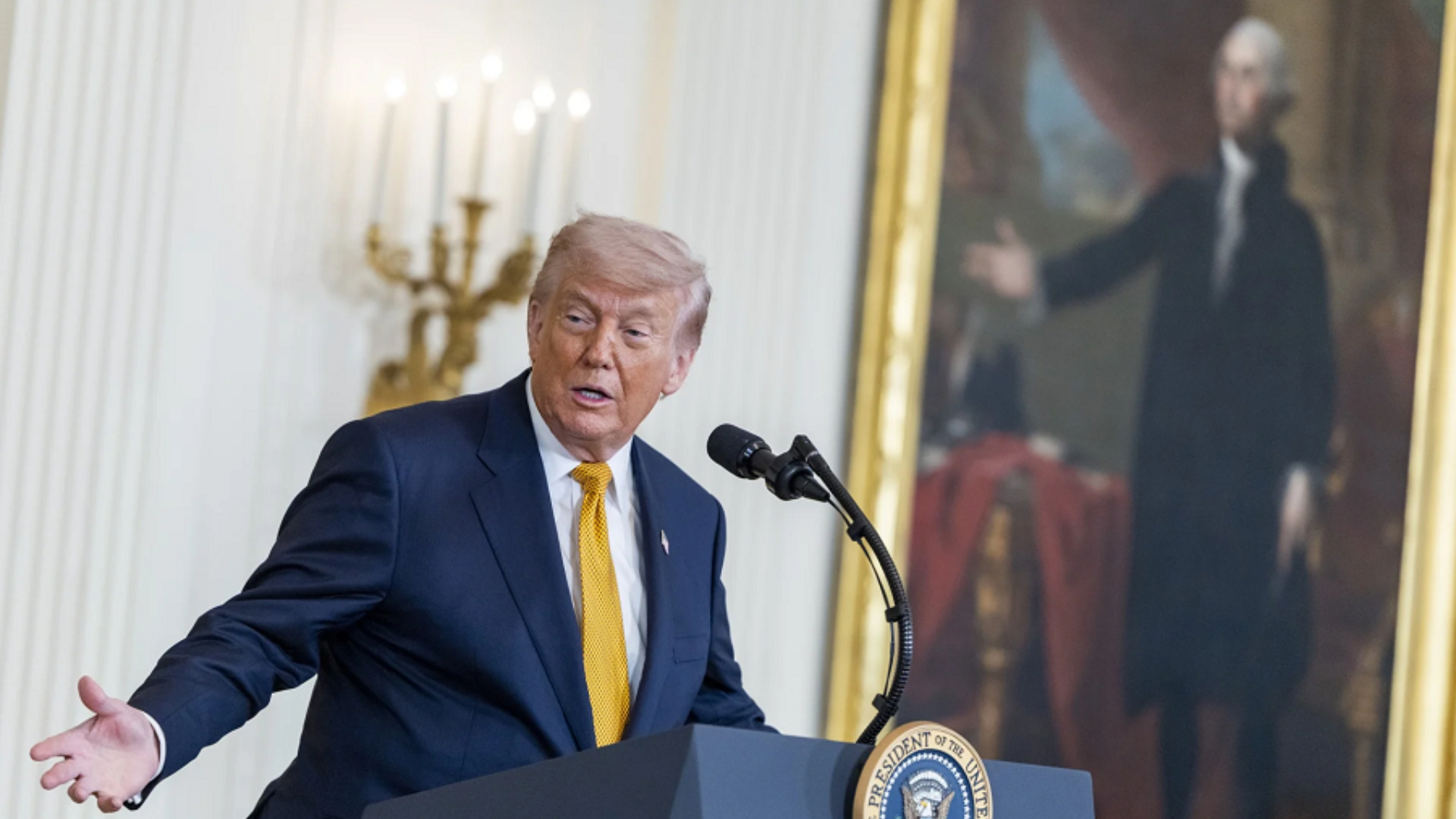 Trump dice que alto el fuego en Irán sigue vigente, pese a intercambio ...