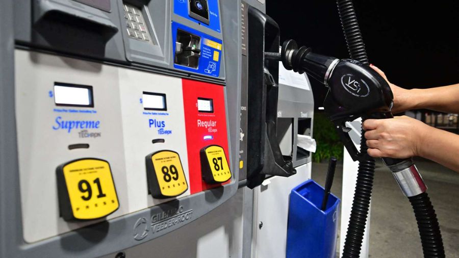 La Casa Blanca afirma que la gasolina bajará en EE.UU. por el alza de ...