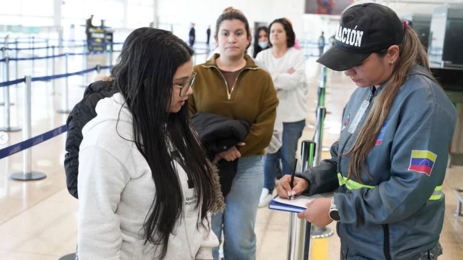 Arriban al país más de 130 connacionales repatriados desde Miami